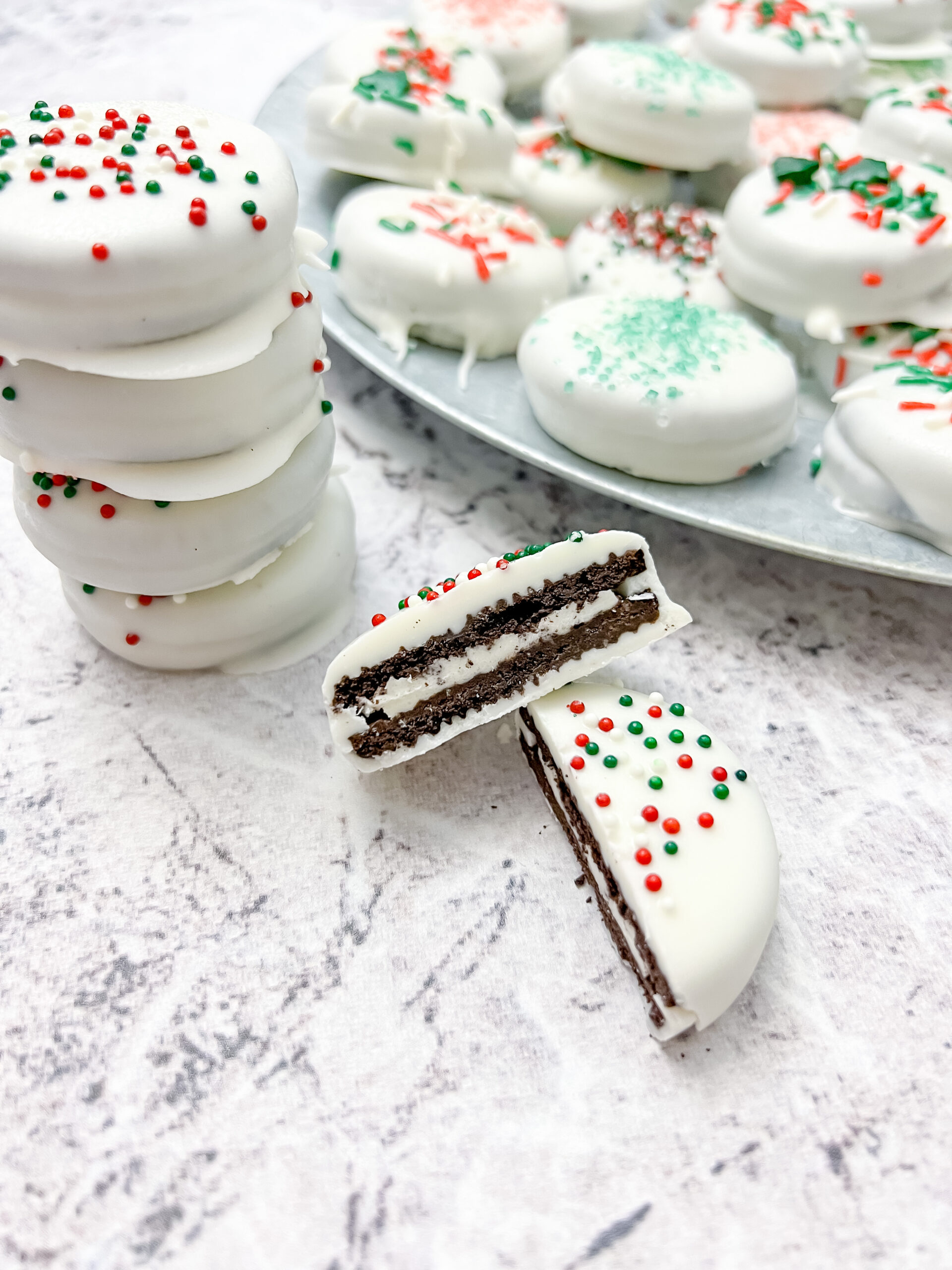 Holiday Dipped Oreos - The Lazy K Kitchen