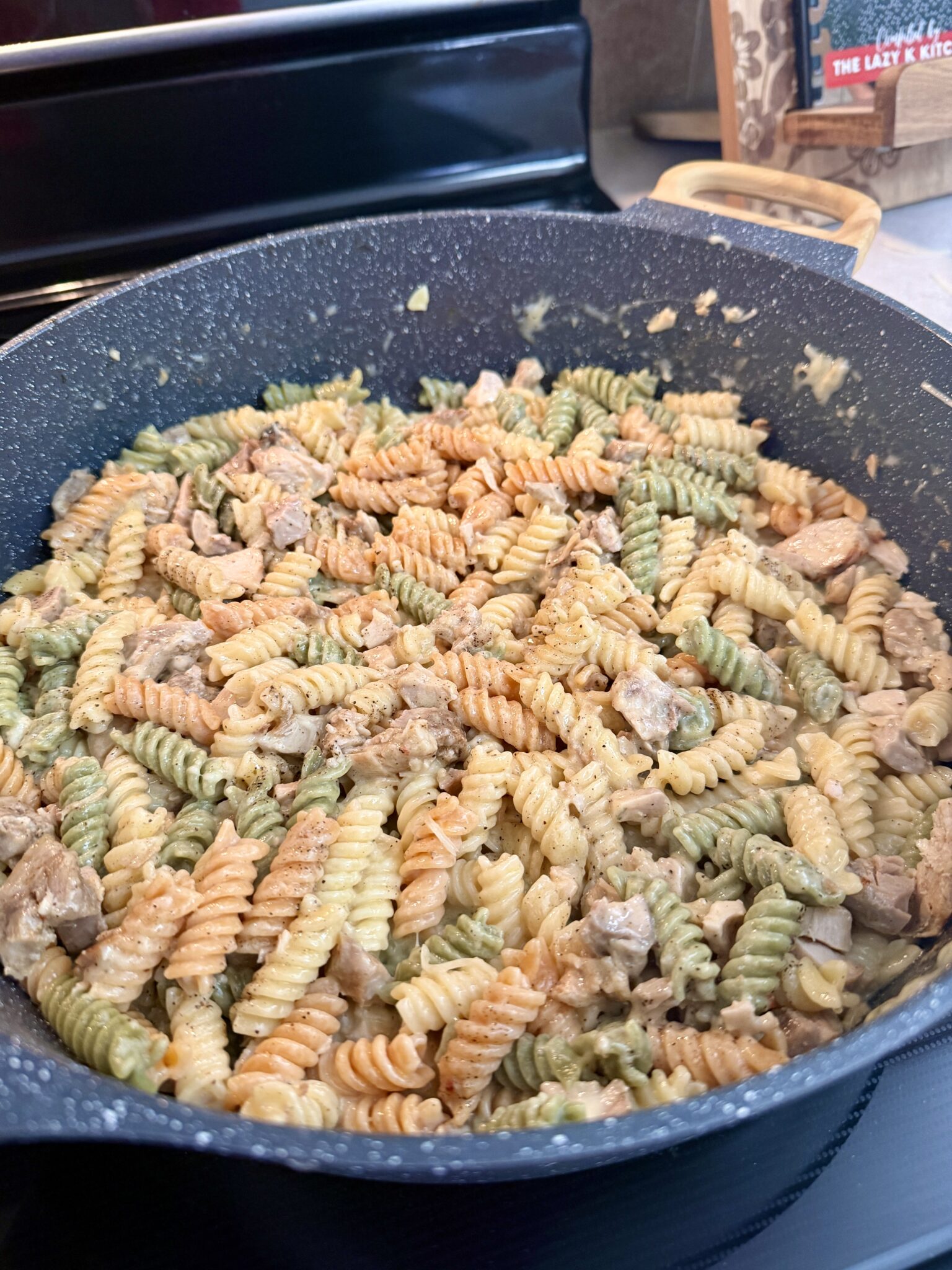 6 Ingredient Chicken Pasta - The Lazy K Kitchen